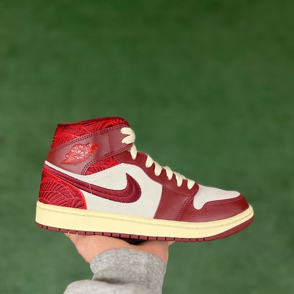 Jordan | Shoes | Jordan Mid Tiki Leaf Team Red | Poshmark